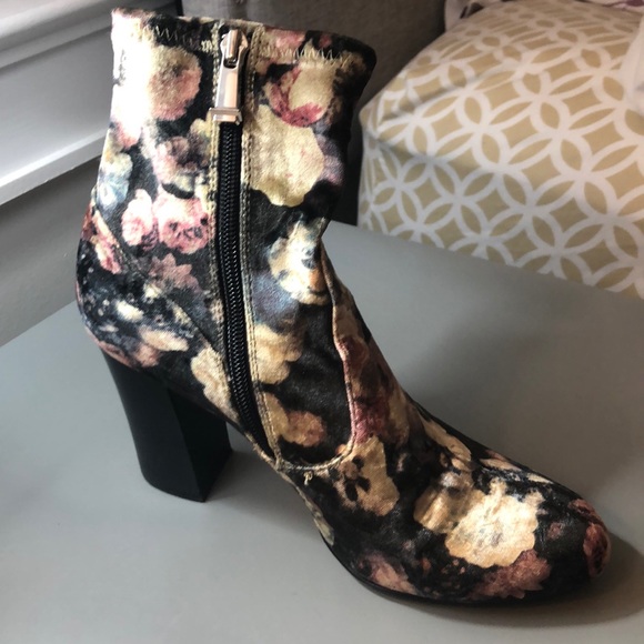 Report | Shoes | Floral Velvet Booties Size 8 Ankle | Poshmark